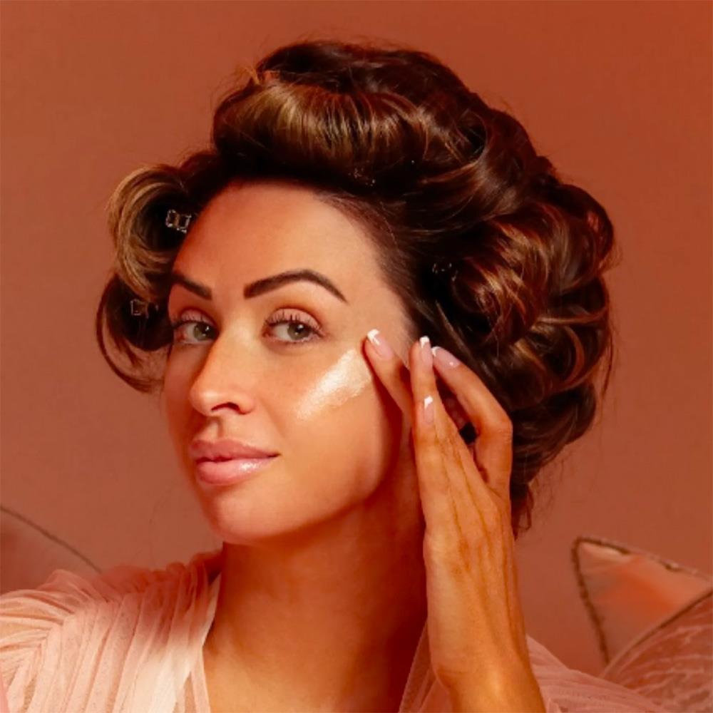 MRS GLAM STROBE CREAM PEACHY ELIXIR | CH Tralee | Ireland