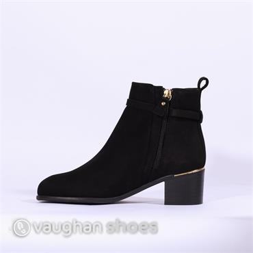 Home | Vaughan Shoes | Ireland