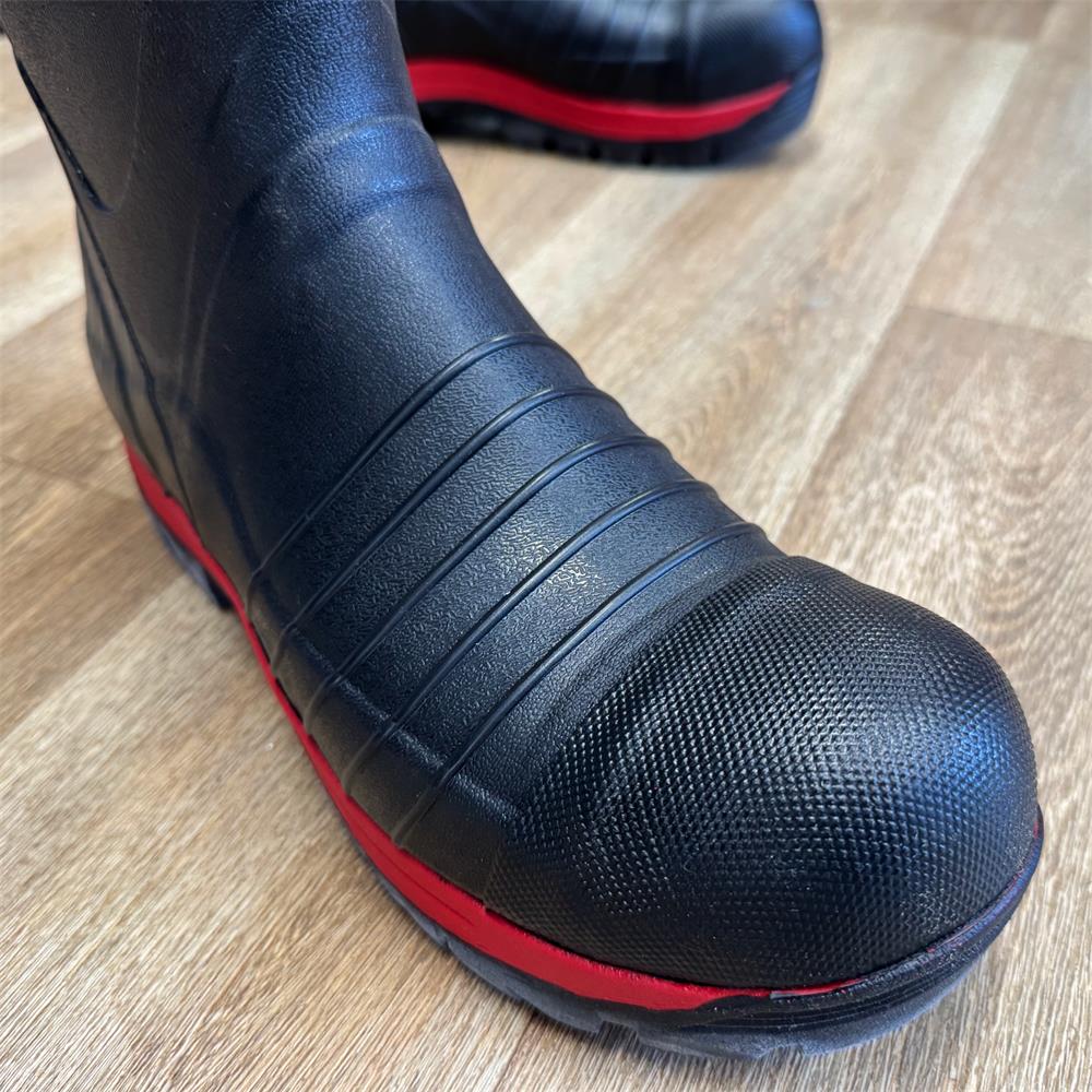 Skellerup Quatro S5 Super Safety Wellington Boots | grasstecshop.com