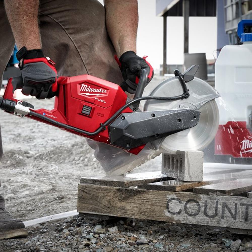 Milwaukee M18FCOS230-0 - M18 Fuel Cut off Saw - Body Only - 4933471696 ...