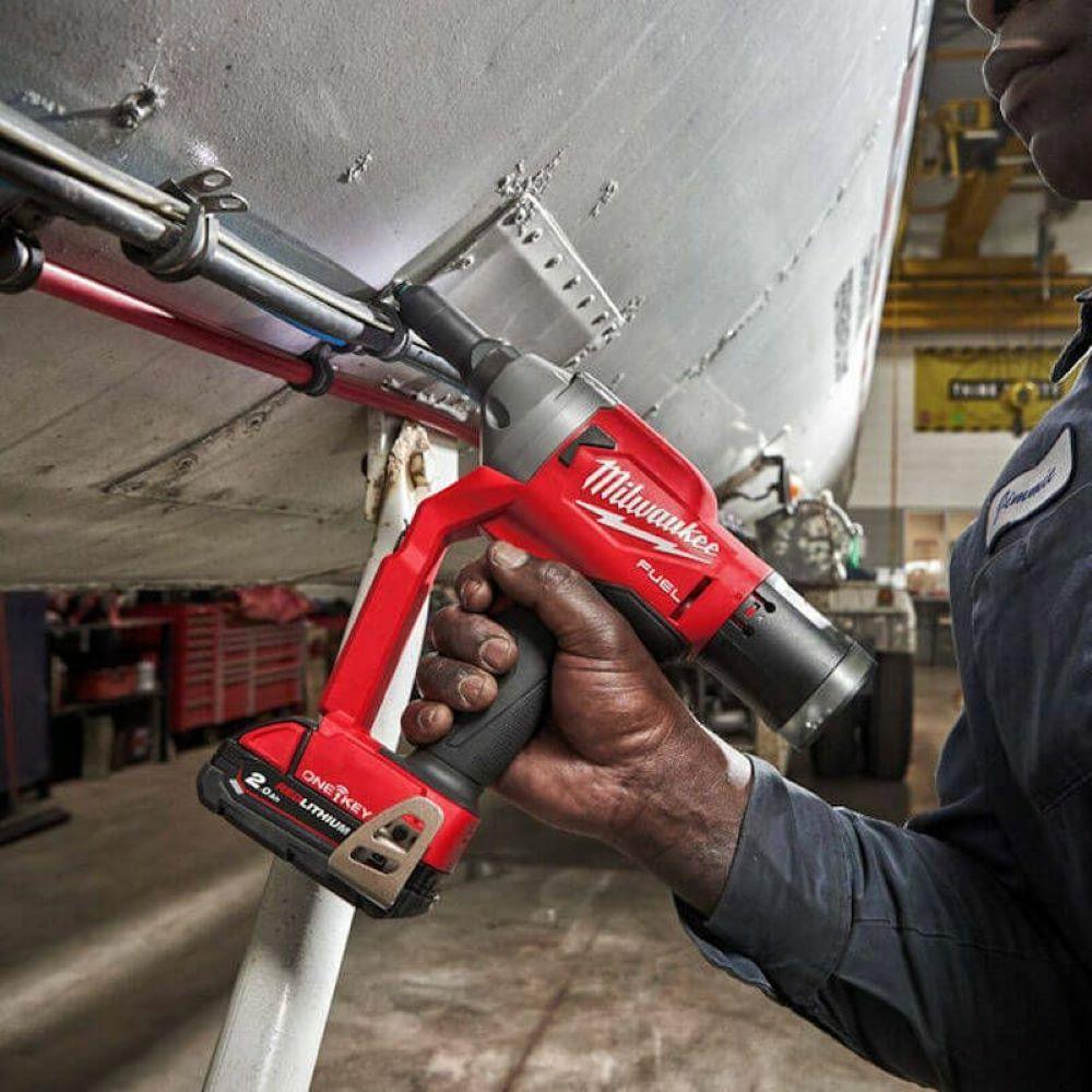 Milwaukee 18v Fuel Brushless Cordless Riveter - Body Only - M18ONEFPRT ...