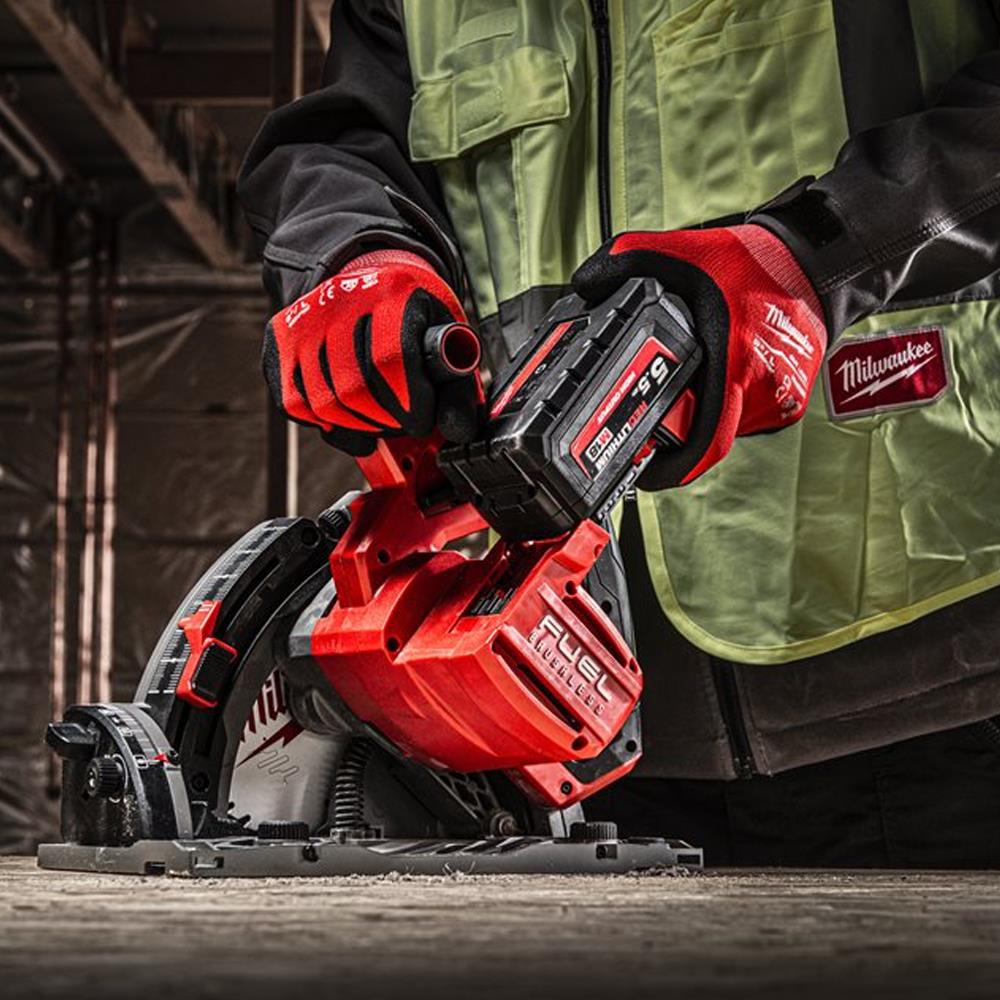 Milwaukee M18FPS55-552P Plungesaw GB2 - Complete with Batteries ...
