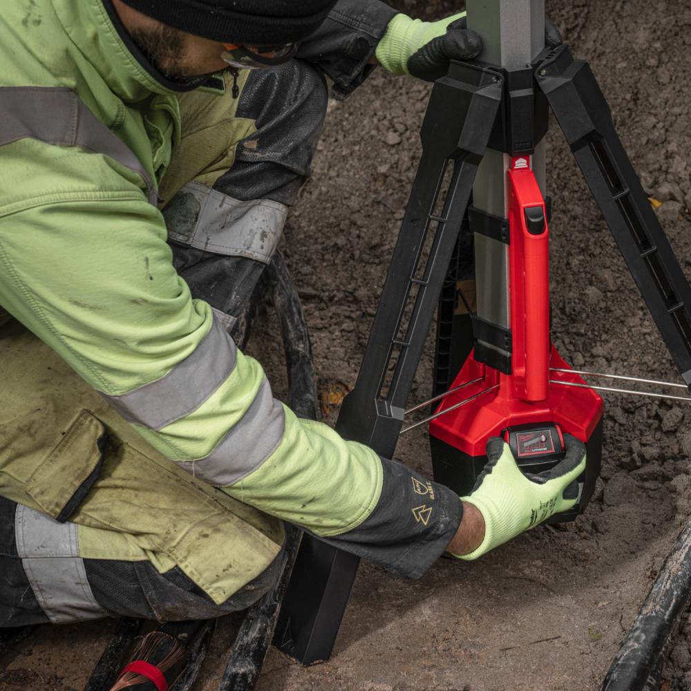 Milwaukee M18 SAL2-502B - M18 Trueview Rocket Led Tower Light ...