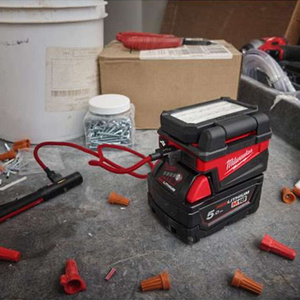 Milwaukee M18ALIS-0 - M18 USB Multi-Directional Area Light - 1000L ...