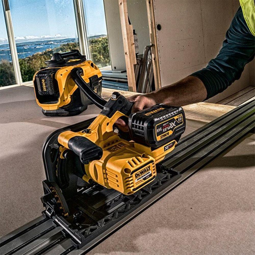 DeWalt 18V XR FLEXVOLT L-Class Vacuum / Dust Extractor Bare Unit ...
