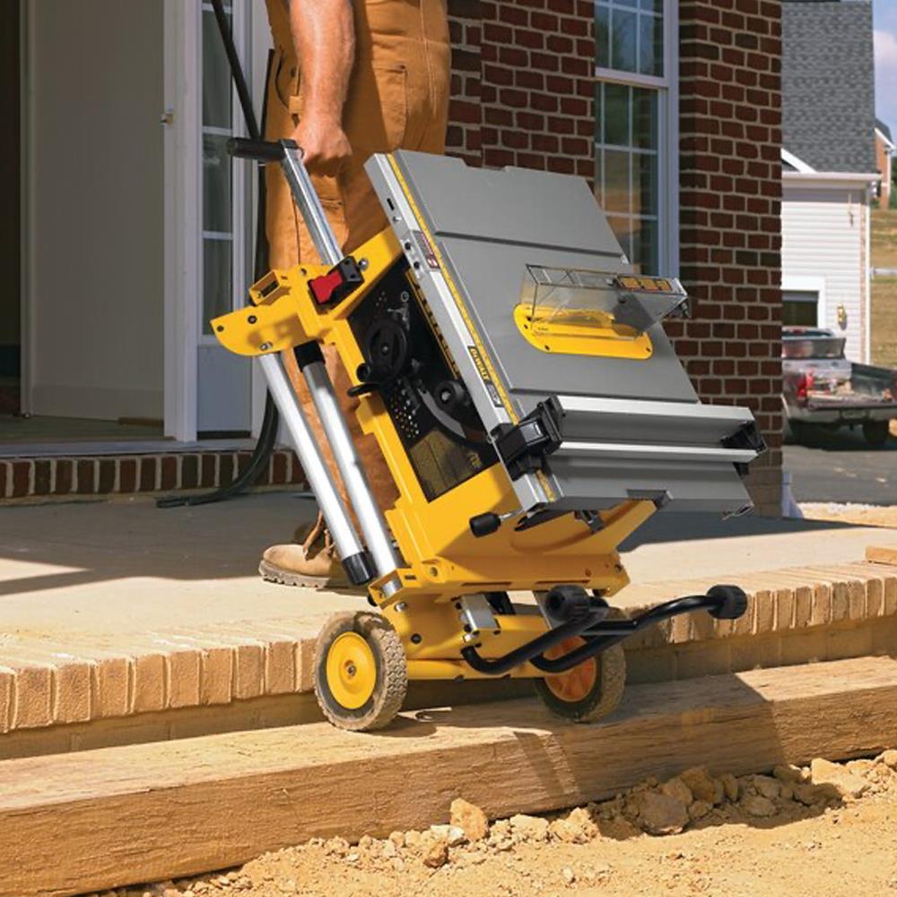 Dewalt Heavy Duty Rolling Saw Workstation - DE7400 | Powertool.ie | Ireland