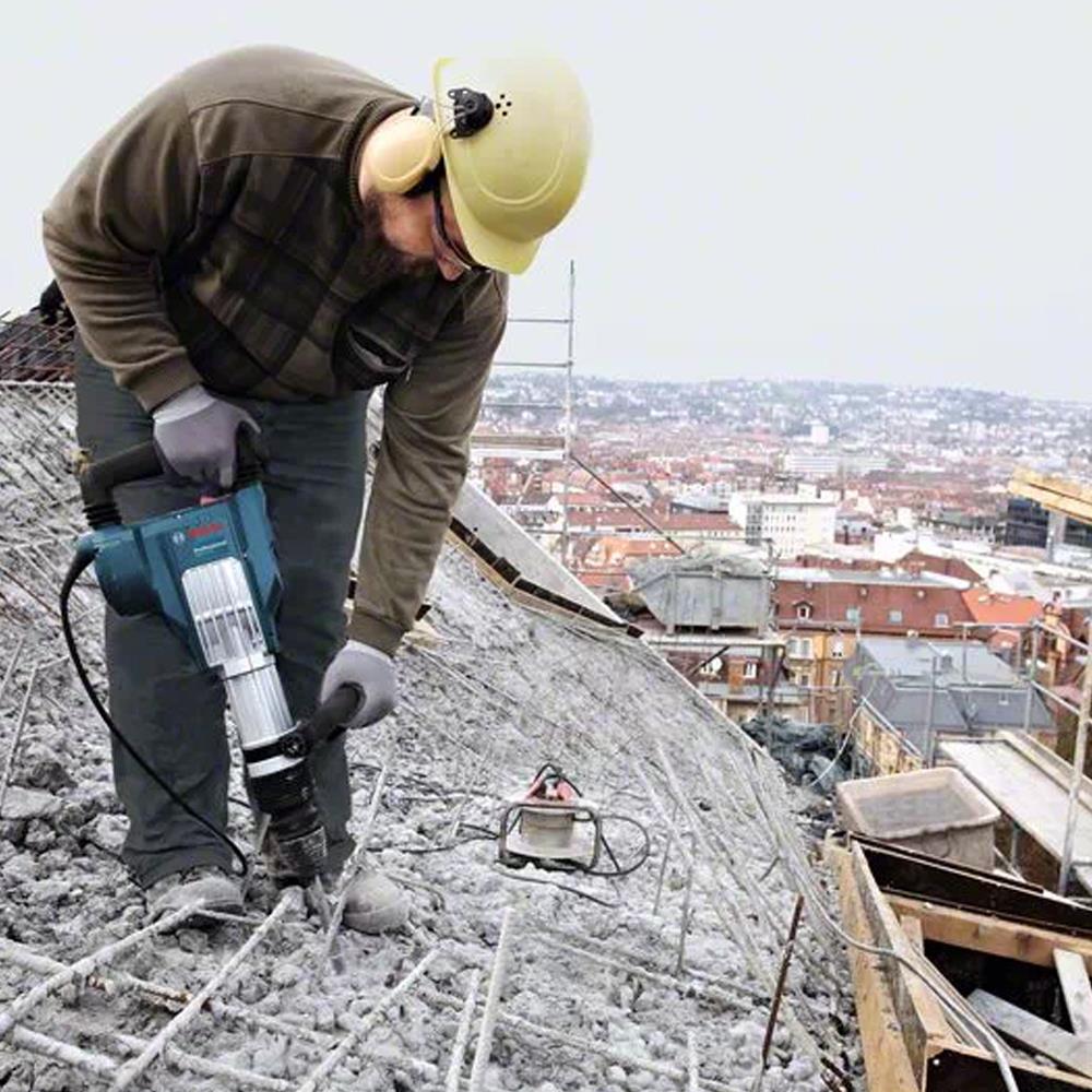 Bosch GSH11VC SDS-Max Demolition Hammer, Vibration Control, Carry Case ...