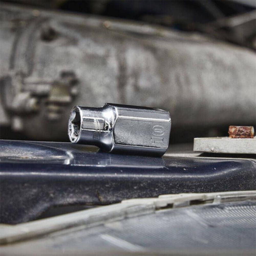 Milwaukee 4932479096 38 Piece 1/4" Ratchet, Driver & Socket Set ...