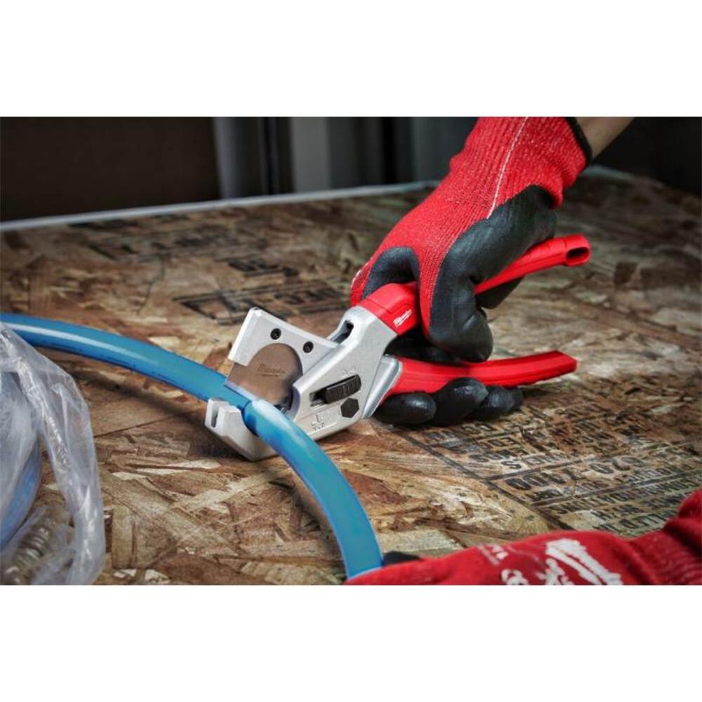 Milwaukee 4932479407 Plastic Cutter | Toolfix | Dundalk | Co. Louth ...