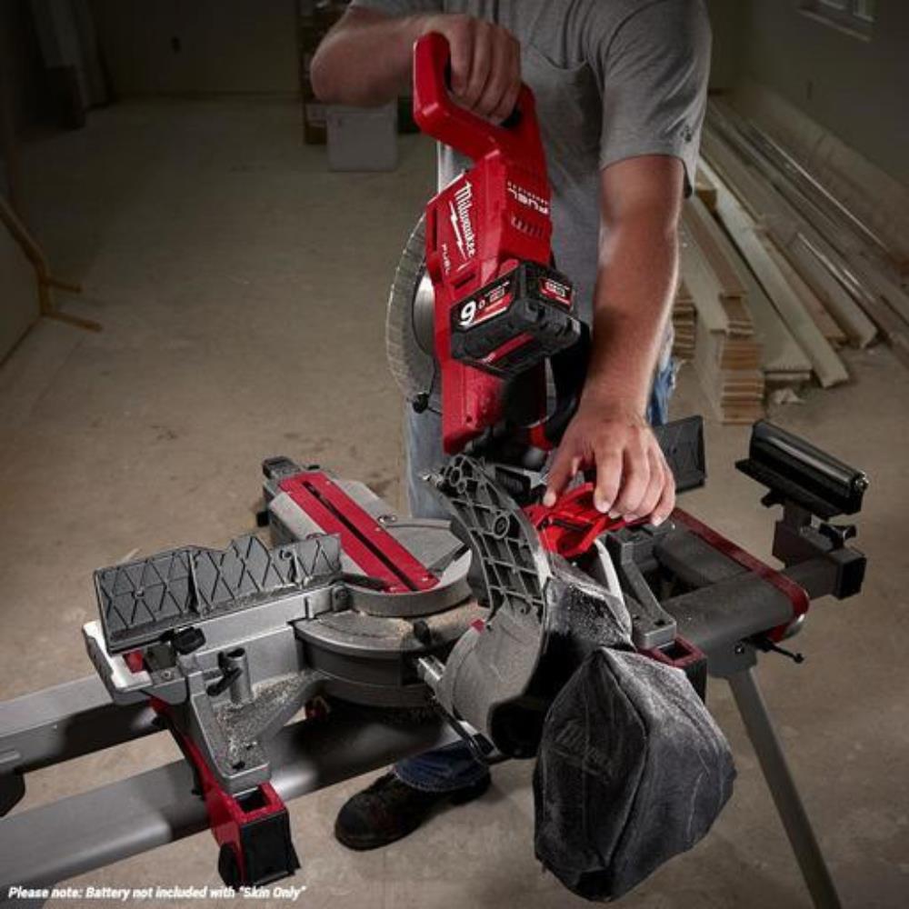 Milwaukee M18FMS254-0 M18 FUEL 254mm Double Bevel Slide Mitre Saw (Bare ...