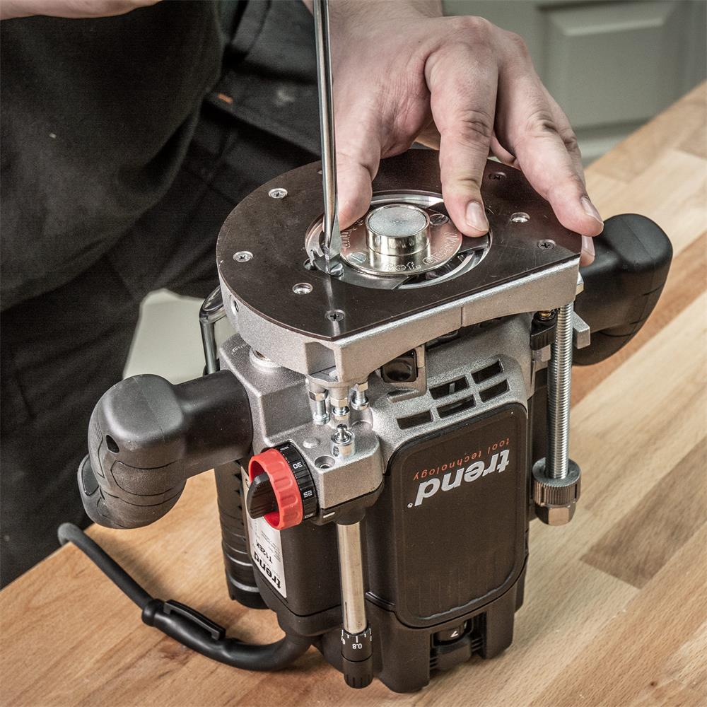 Trend T12 2300W 1/2'' Variable Speed Plunge Router | Toolfix | Dundalk ...