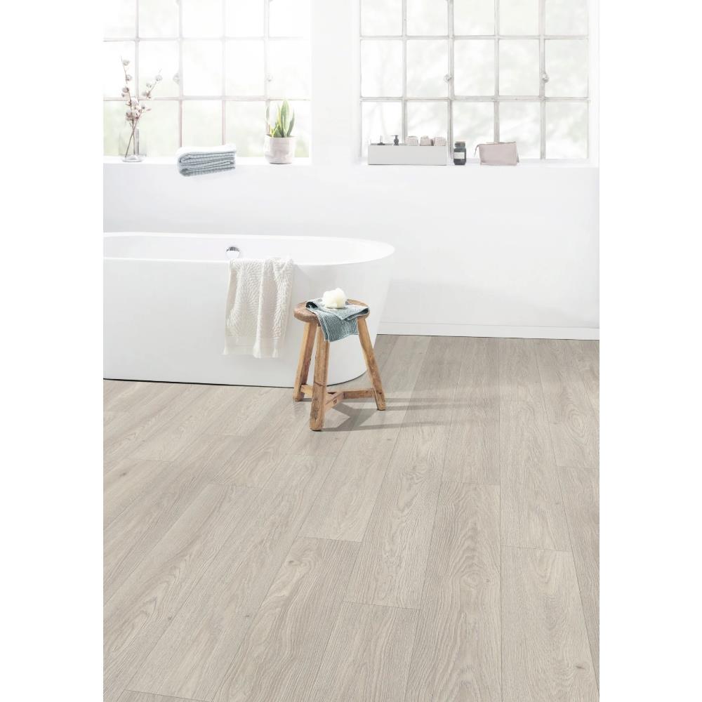 Canadia Flooring Cesena Oak White 8mm Aqua |EEC Homevalue | Balbrigggan ...